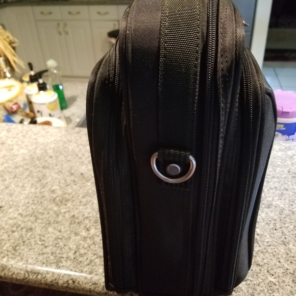 Foray | Computers, Laptops & Parts | Foray Black Laptop Computer Bag ...